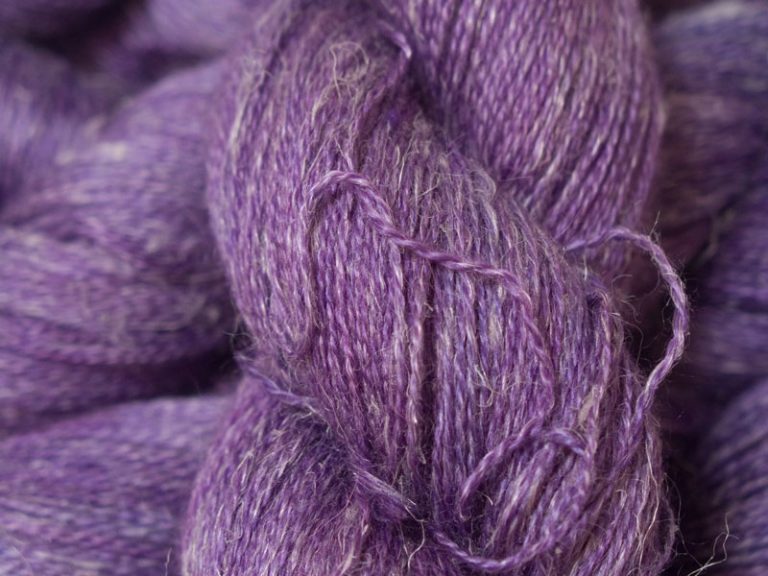 Mona Heavy Lace Saxnot - Triskelion Yarn | Hand-dyed yarn from Wales